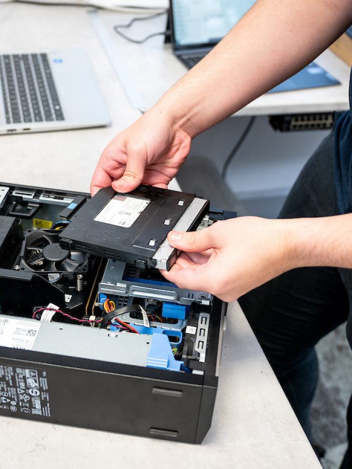 Are USB Sticks Safe to Use? | Here are the Risks...| Breakwater IT